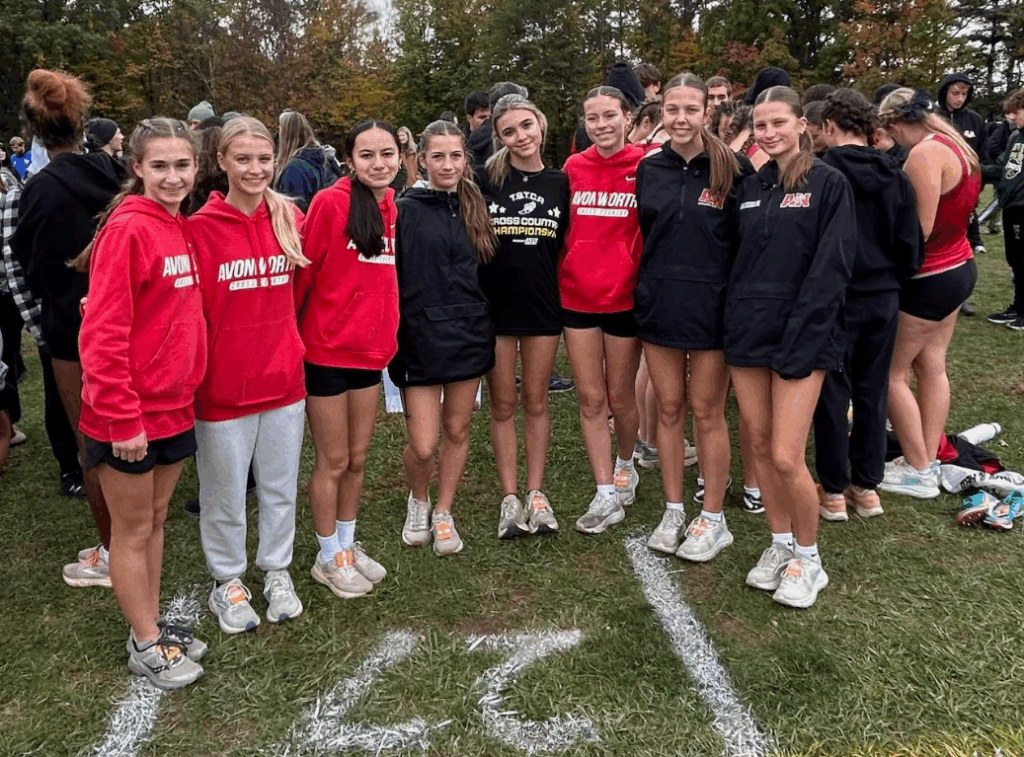Historic Time By Sophomore Leads 2025 Cross Country – Avonews Online